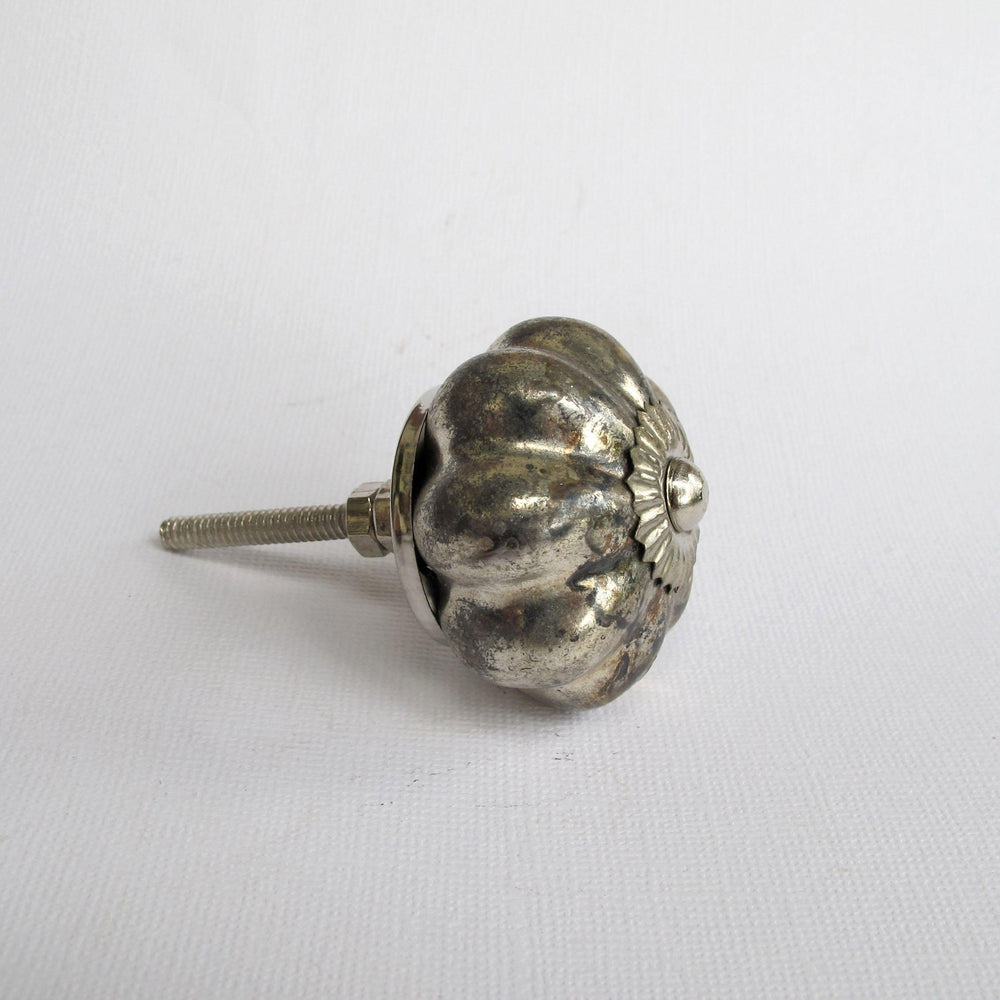 Silver Marbled Marigold Knob - Hooks & Knobs
