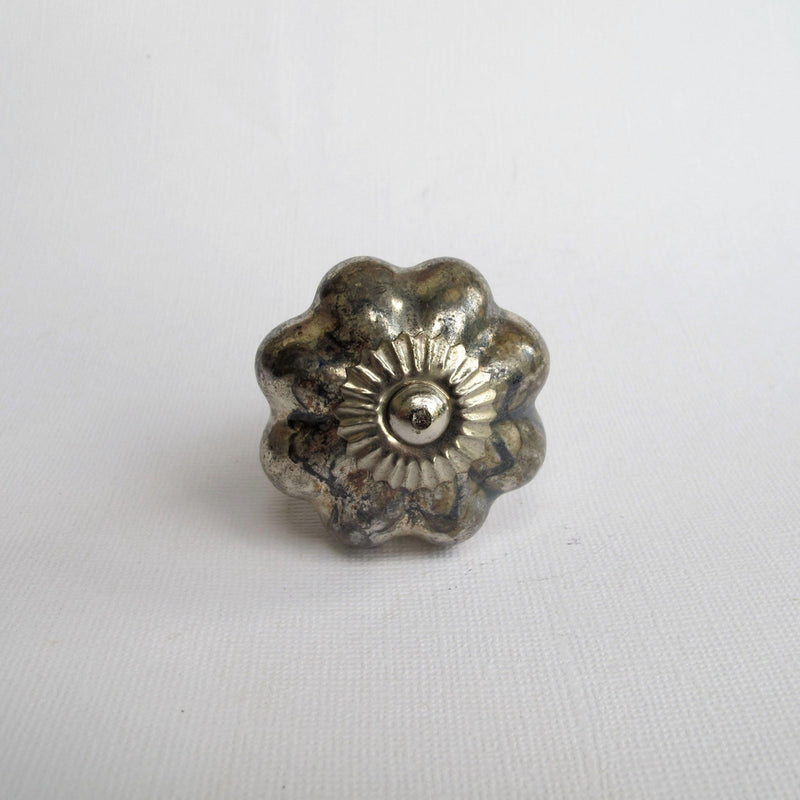 Silver Marbled Marigold Knob - Hooks & Knobs